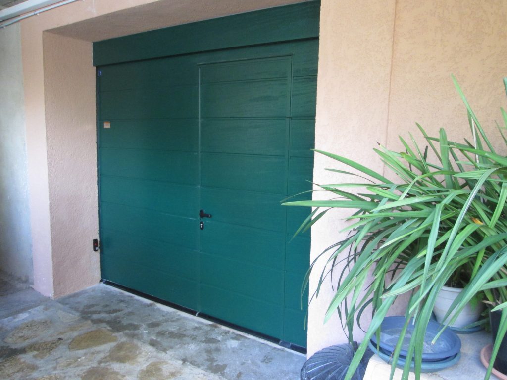 Vente et Pose de Porte de Garage à Montpellier - Domalu